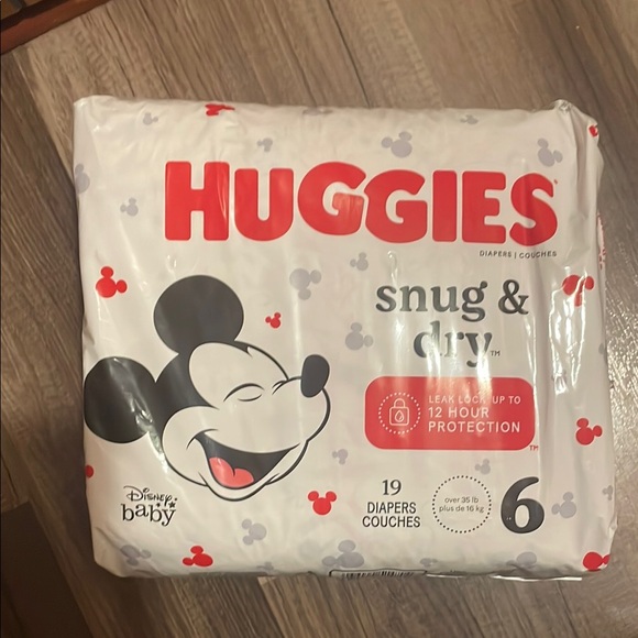 Huggies | Other | Disney Huggies Snug Dry Diapers Size 6 Brand New ...